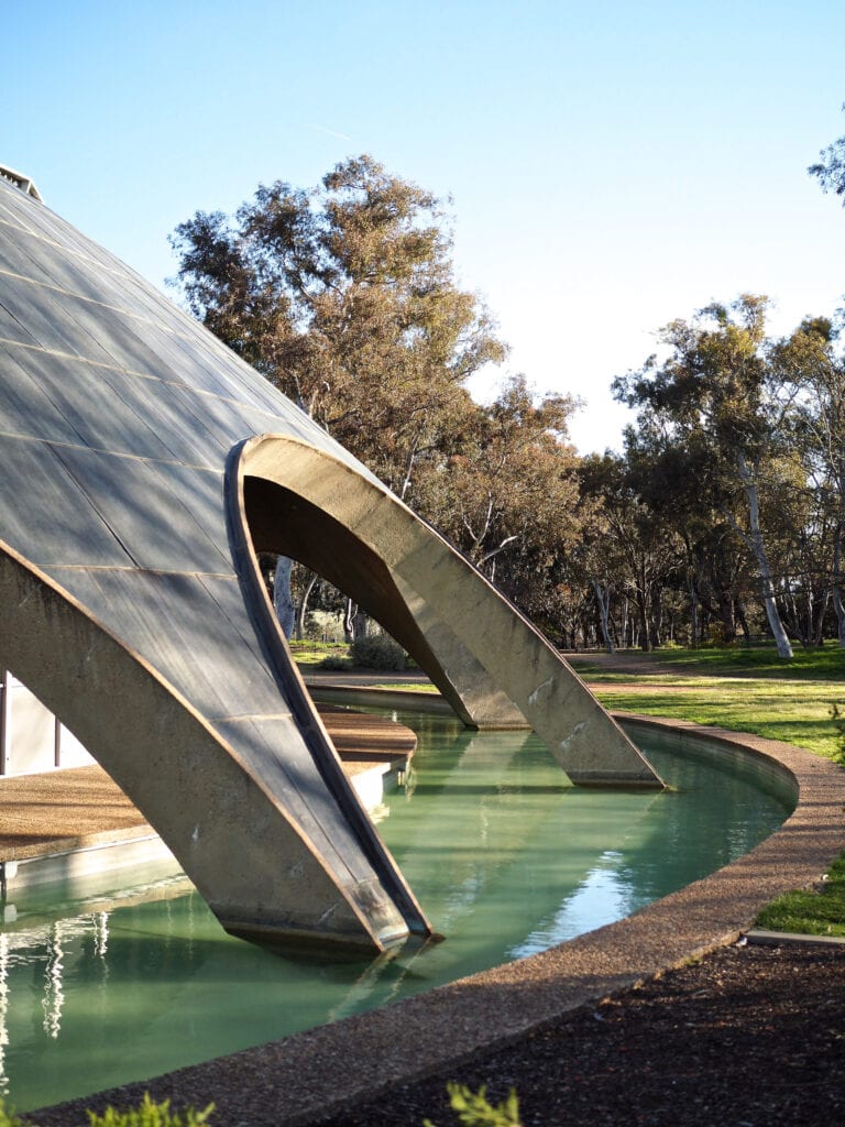 Canberra, Australian Capital Territory. - Walkers Journal